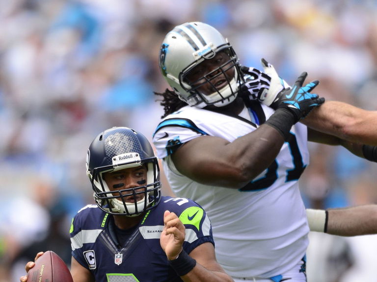 Panthers re-sign Colin Cole to 1-year contract | theScore.com