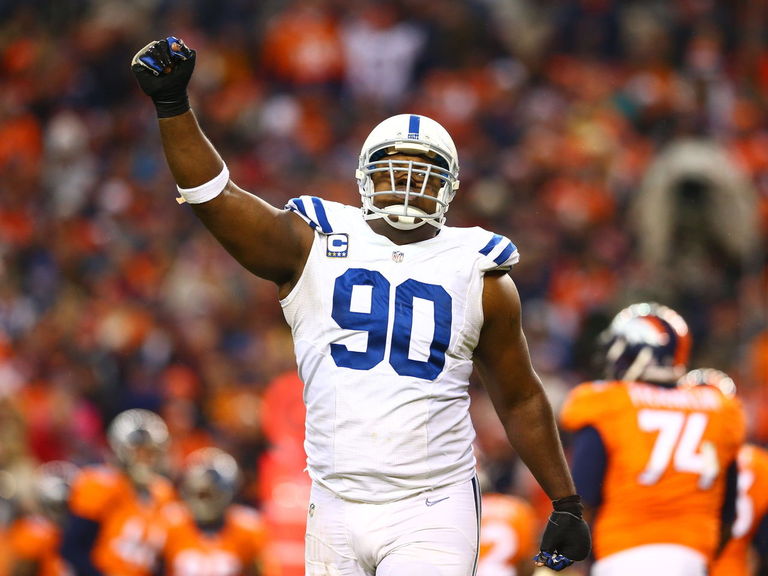 Report: Cory Redding to visit Cardinals | theScore.com