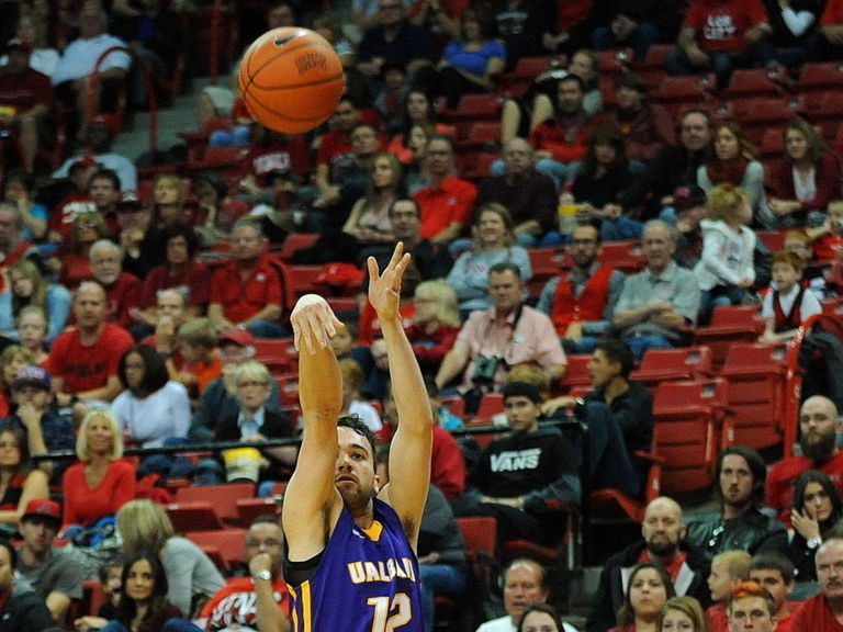 VIDEO: Albany's Peter Hooley drops huge 3-pointer to win conference ...
