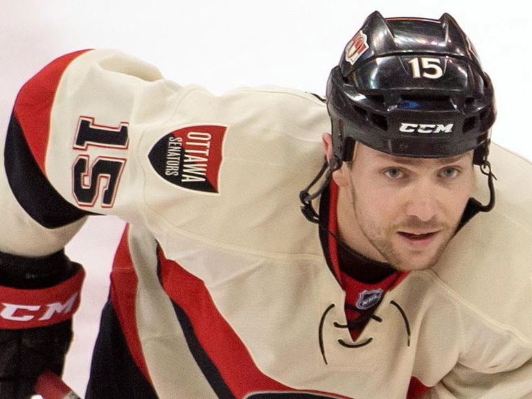 Senators' Zack Smith clears waivers | theScore.com