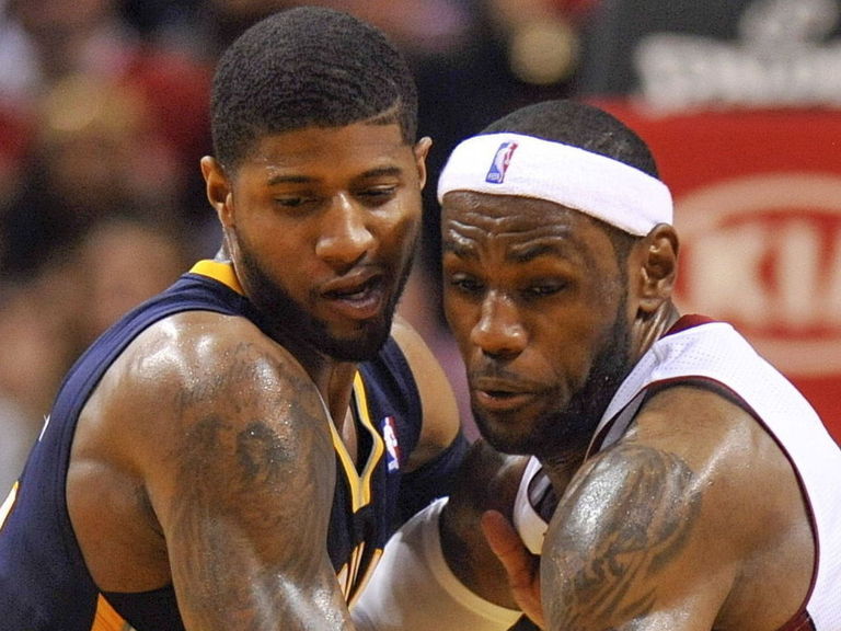 LeBron welcomes back Paul George | theScore.com