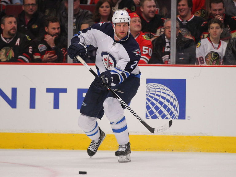 VIDEO: Jets' Adam Pardy scores 1st goal in 4 years ... and it's a dandy ...