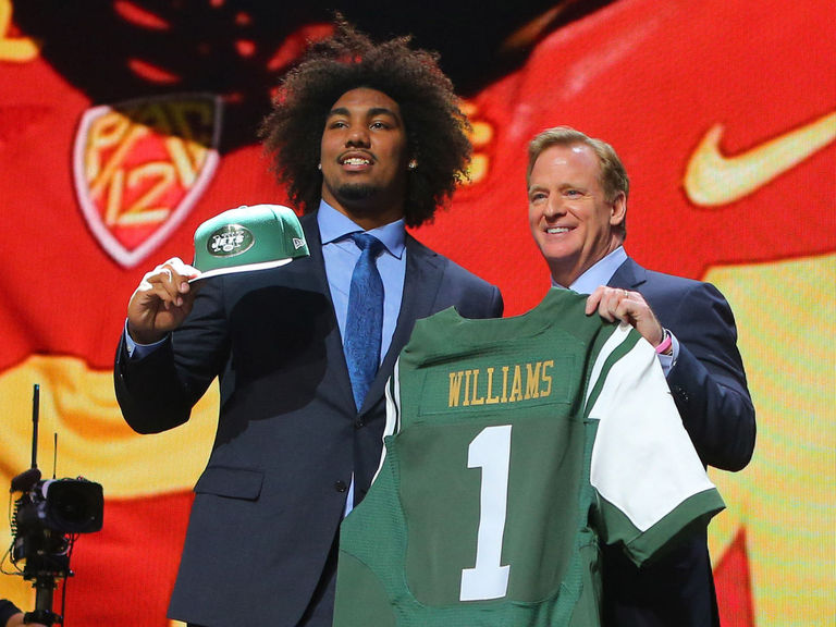Leonard Williams lands with Jets after brief slide | theScore.com