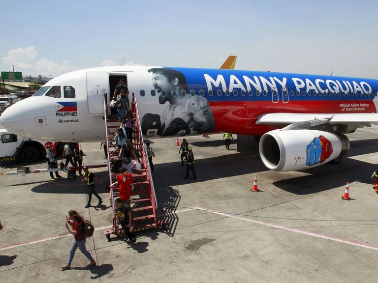 PHOTO: Private jets cram Vegas airport for Mayweather-Pacquiao ...