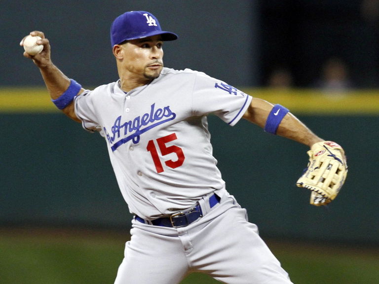 Rafael Furcal ends comeback bid, retires after 14 seasons | theScore.com