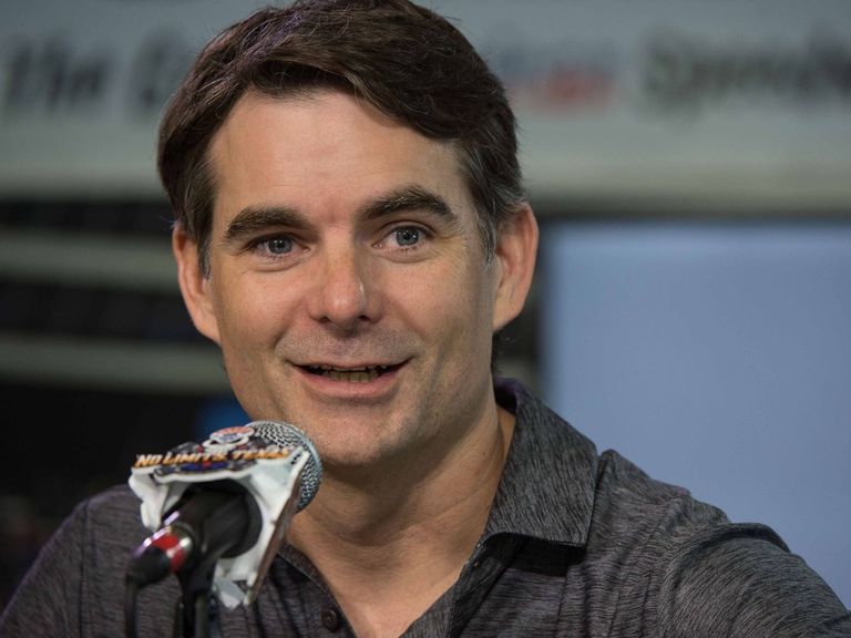 Jeff Gordon joining FOX NASCAR coverage in 2016 as race analyst ...