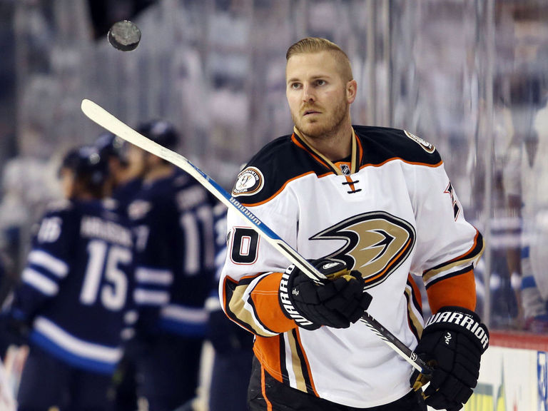 Wisniewski 'never thought in a million years' he'd be scratched in ...