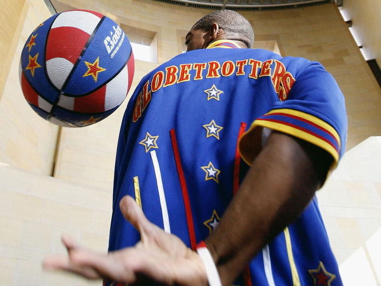 Legendary Harlem Globetrotter Marques Haynes dies at 89 | theScore.com
