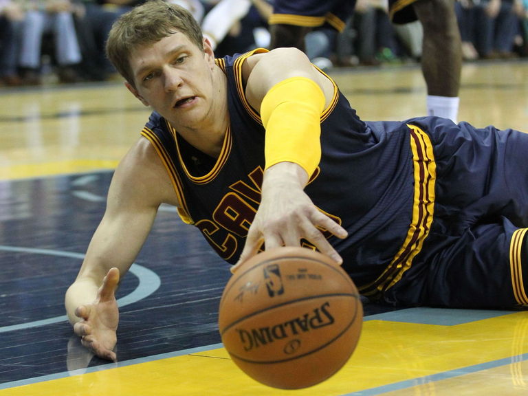 Report: 'Several' teams asking Cavs about Mozgov | theScore.com