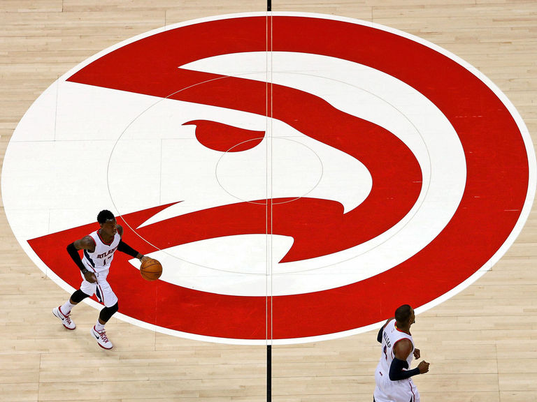 PHOTO: Hawks unveil new court design | theScore.com