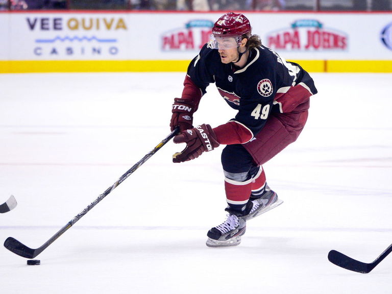 Alexandre Bolduc signs with KHL's HC Traktor | theScore.com