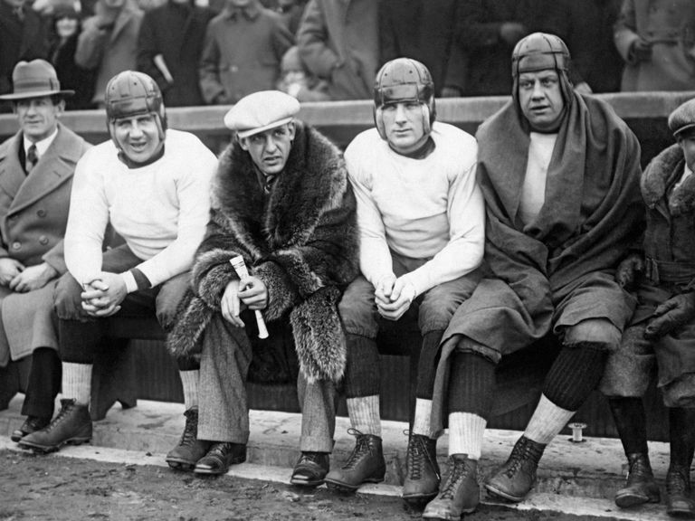 8 old-timey football terms that have become extinct | theScore.com
