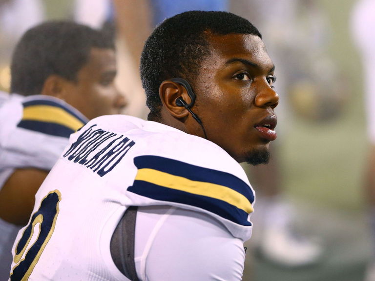 UCLA's Asiantii Woulard will transfer to South Florida | theScore.com