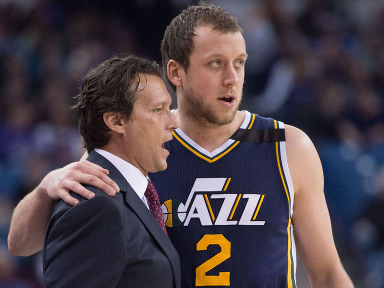Jazz officially re-sign Joe Ingles to reported 2-year, $4.5M deal ...