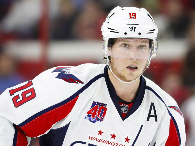 Capitals GM: Backstrom expected to return 'within the first 10 games ...