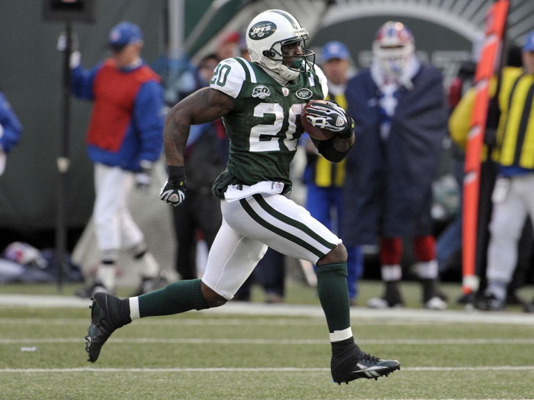 Former NFL running back Thomas Jones scoring roles as actor | theScore.com