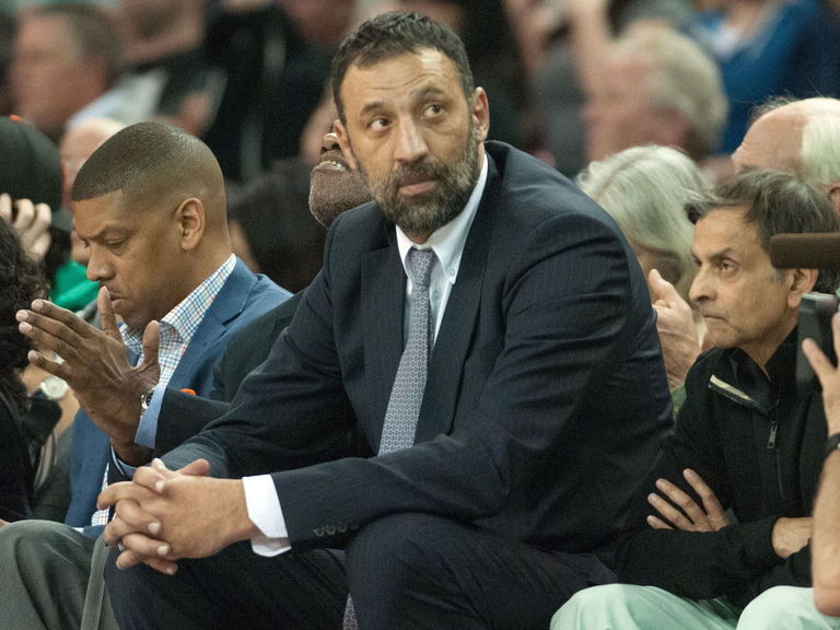 Report: Kings part ways with analytics guru Dean Oliver | theScore.com