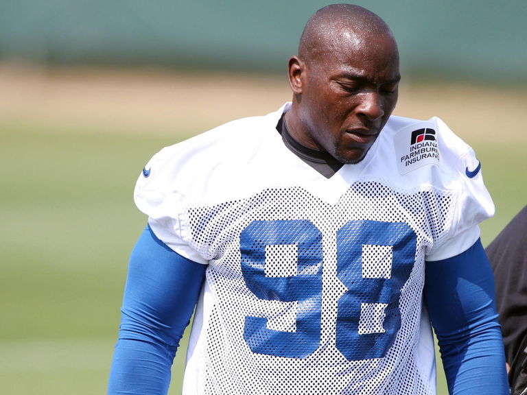 Colts' Pagano wants recuperating Robert Mathis to slow down | theScore.com