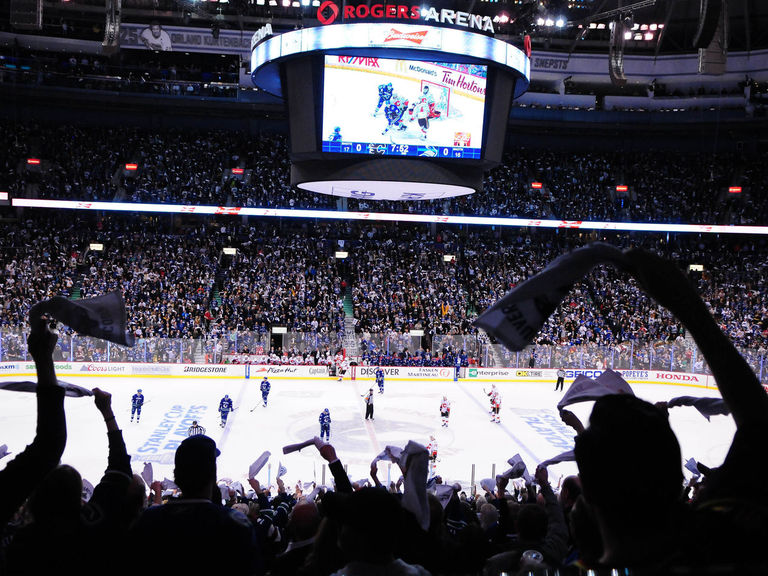 Canucks promote John Weisbrod to assistant general manager | theScore.com