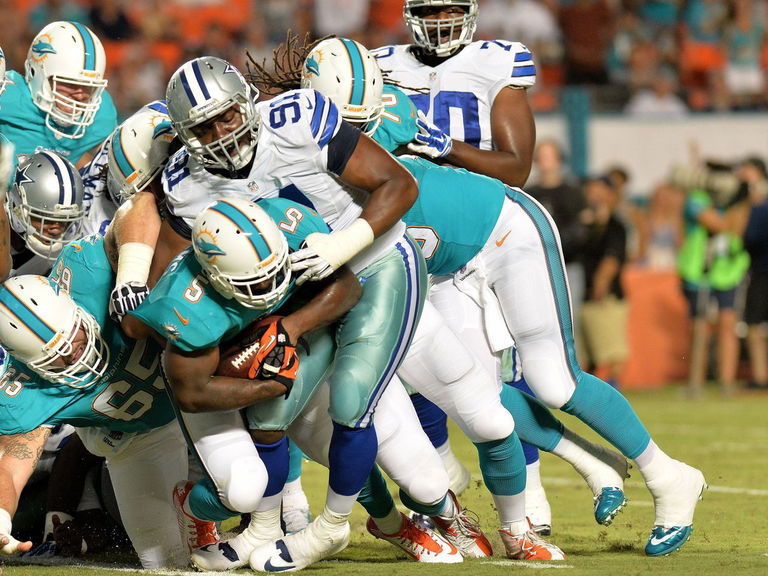 Cowboys' Kenneth Boatright hospitalized with apparent neck injury ...