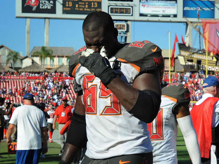 Report: Buccaneers' Demar Dotson will miss 6 weeks with MCL sprain ...