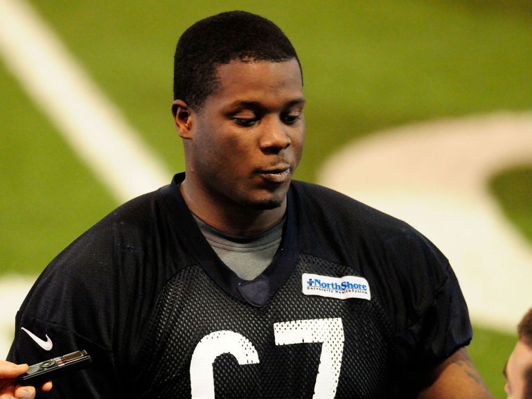 Cowboys claim Bears castoff Jordan Mills off waivers | theScore.com