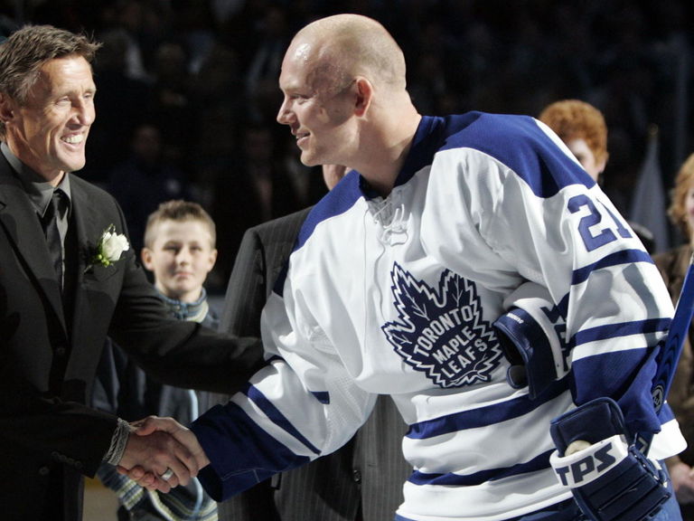 PHOTOS: Sundin, Salming monuments added to Maple Leafs' Legends Row ...
