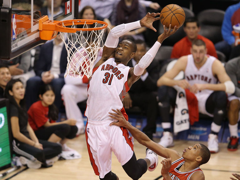 VIDEO: Best alley-oops of the 2014-15 season | theScore.com