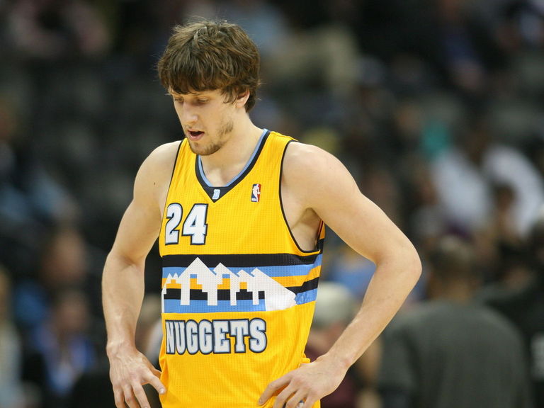 VIDEO: Jan Vesely provides EuroBasket dunk-spree finale | theScore.com