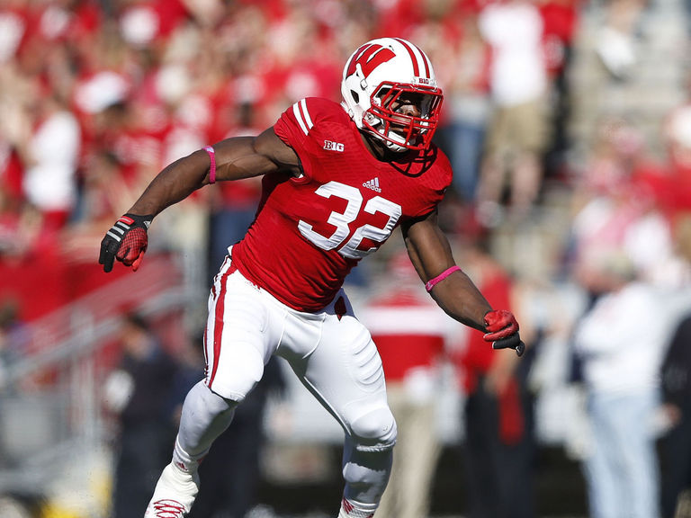 VIDEO: Wisconsin's Leon Jacobs ejected for hit on Troy quarterback ...