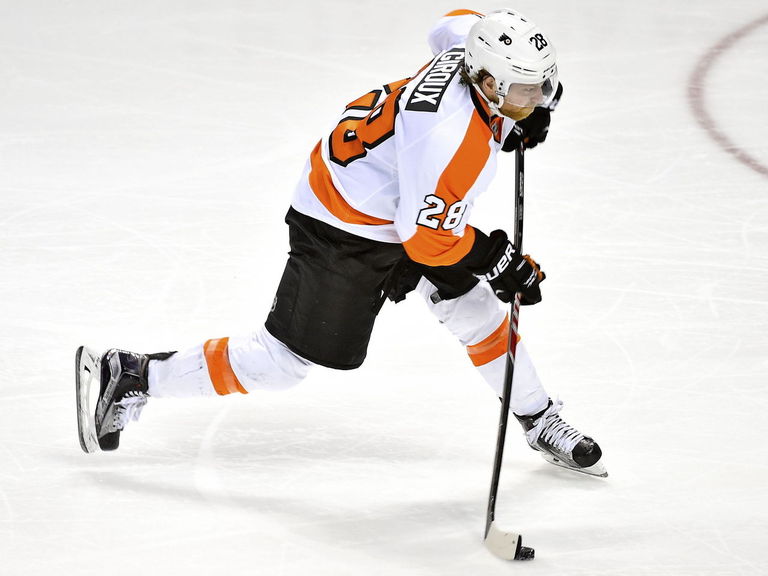 VIDEO: Flyers' Giroux, Senators' Ryan go 1-on-1 in chirp-filled ...