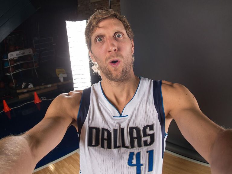 VIDEO: Dirk Nowitzki makes an interesting Donald Trump | theScore.com