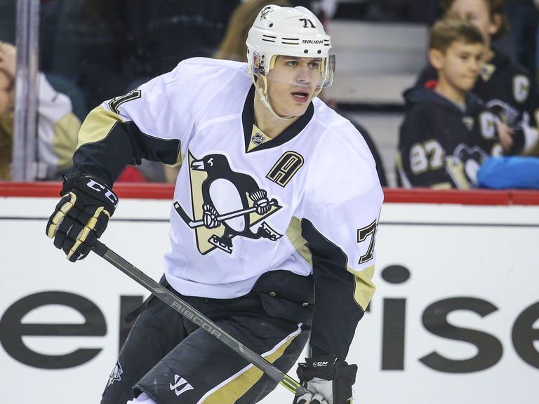 VIDEO: Malkin sports Hanson Brothers glasses in warmups | theScore.com