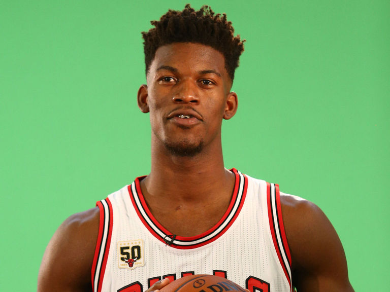 Bulls' Butler embracing challenge of running point | theScore.com