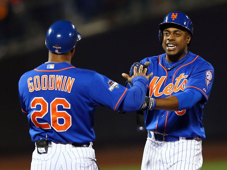 Mets make playoff history to take 2-1 series lead | theScore.com