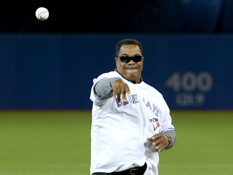 PHOTO: George Bell throws out 1st pitch at Rogers Centre | theScore.com