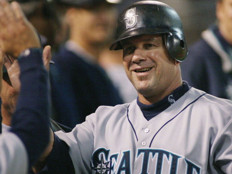 Mariners add pair to coaching staff; Martinez to stay as hitting coach ...
