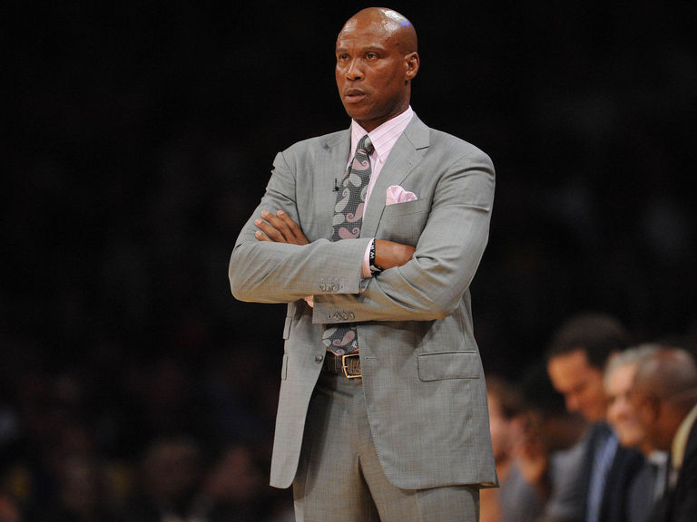 Byron Scott rips Lakers' defense: 'We just sucked, simple as that ...