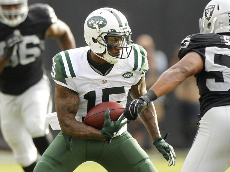 Twitter goes after wrong Brandon Marshall for kneeling during anthem ...