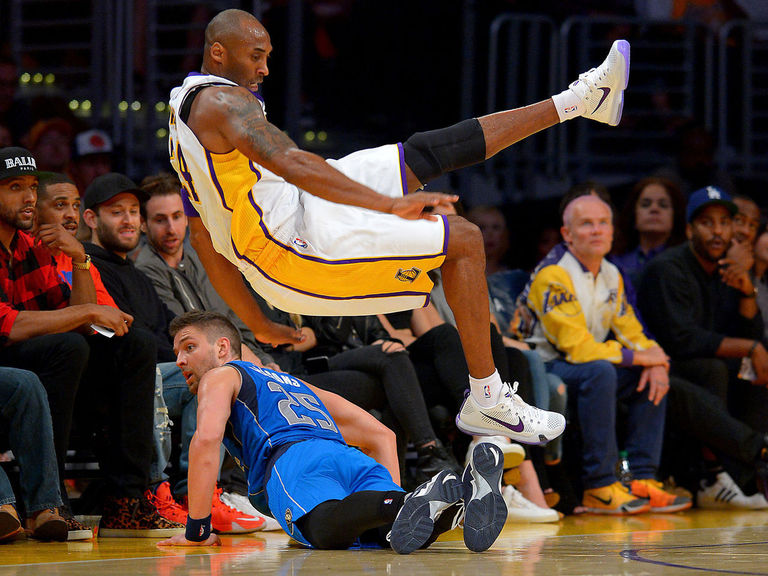 Kobe Bryant assesses early season struggles: 'I freaking suck ...