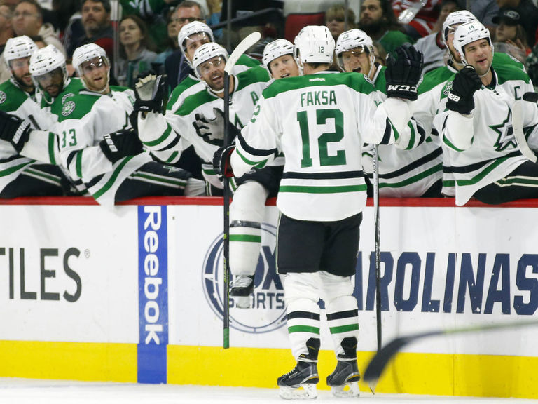 Stars' Faksa scores 1st career goal in win over Hurricanes | theScore.com