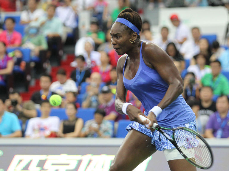 Venus Williams beats Pliskova to win WTA Elite Trophy | theScore.com