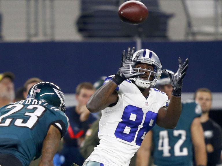 VIDEO: Dez Bryant makes incredible leaping TD catch | theScore.com