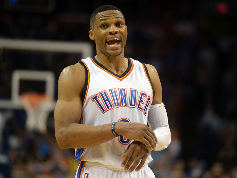 VIDEO: Westbrook too busy dancing for Drake in player intros | theScore.com