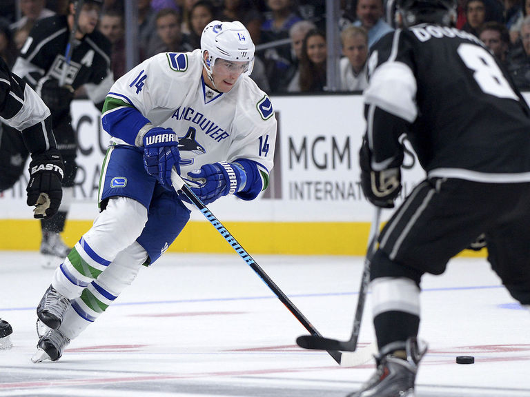 Canucks' Burrows returned to Vancouver to attend birth of child ...