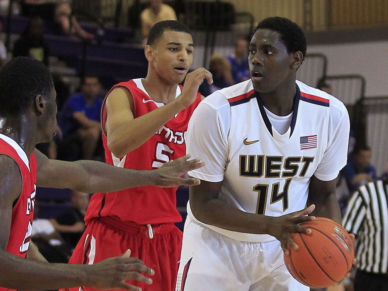 Former top recruit Elijah Thomas to transfer out of Texas A&M ...