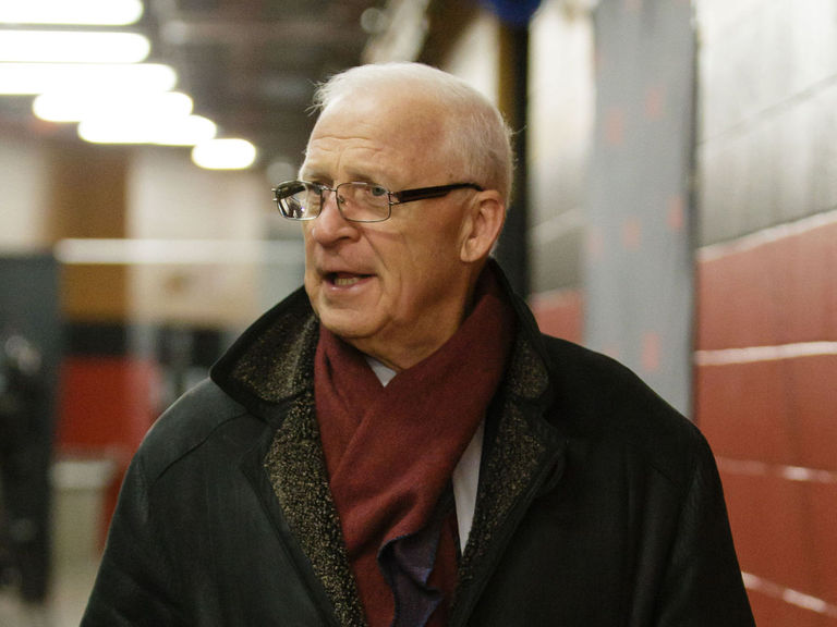 Report: Bryan Murray to decide future with Senators early in 2016 ...