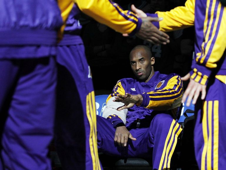 VIDEO: Celtics fans shower Kobe with cheers, boos in final game in ...