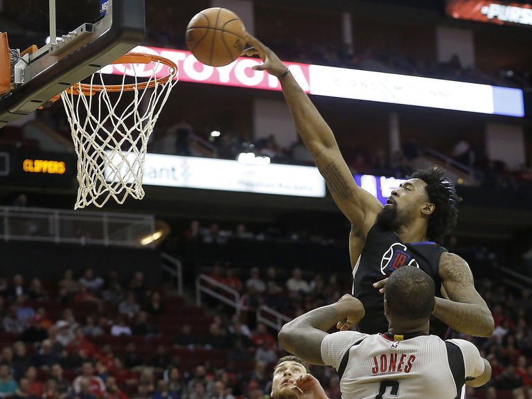 VIDEO: DeAndre Jordan throws down as JaKarr Sampson sneaks out of ...