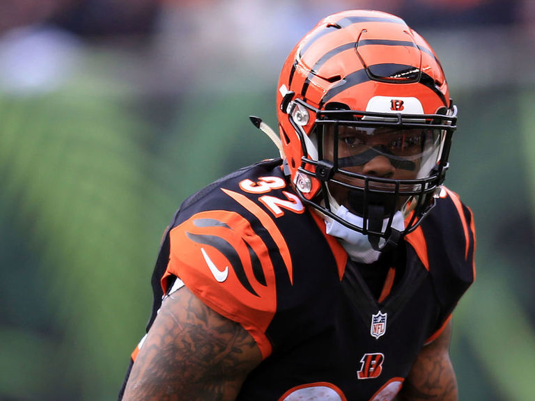 Jeremy Hill takes blame for Bengals' loss after late fumble | theScore.com